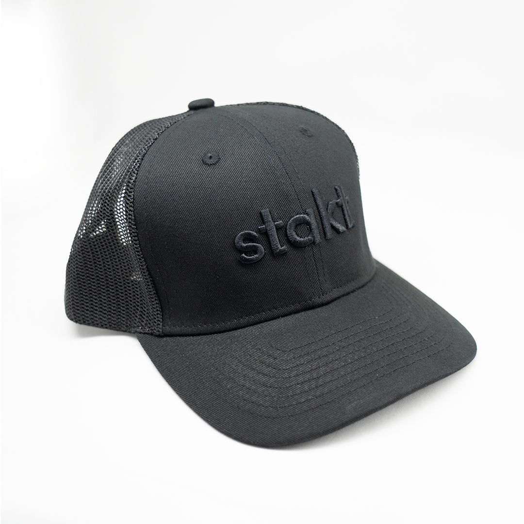 The Trucker Hat – stakt